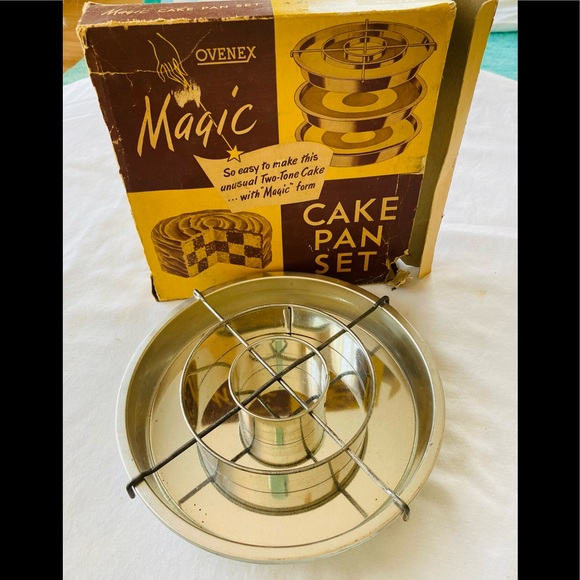 Vintage | Kitchen | Ovenex Magic Cake Pans | Poshmark